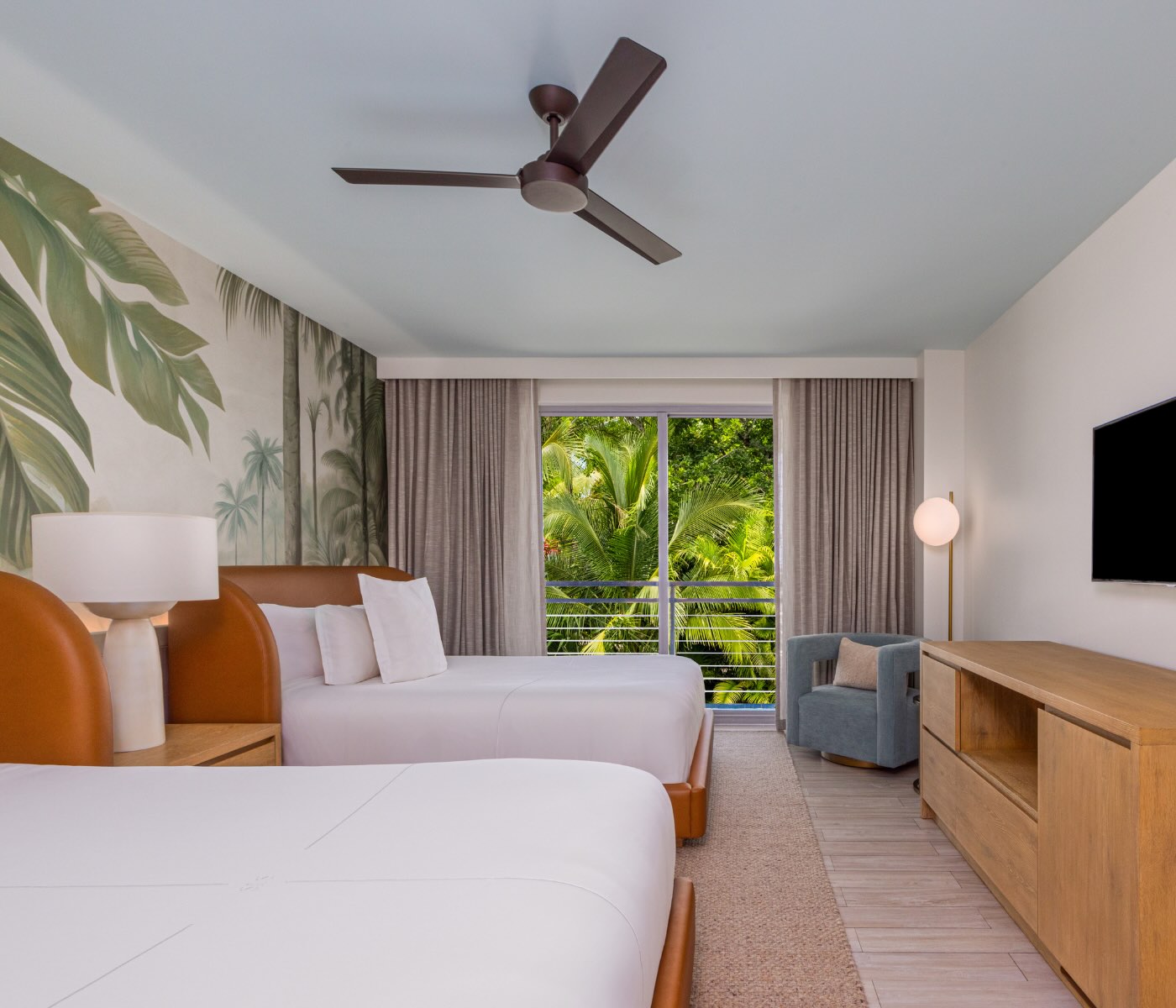 Luxury Beachfront Resort in the Bahamas | SLS Baha Mar Nassau