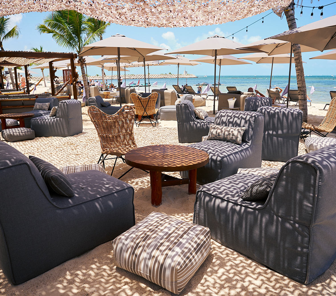 Experiences at SLS Cancun | Golf, Cabanas & Yachts