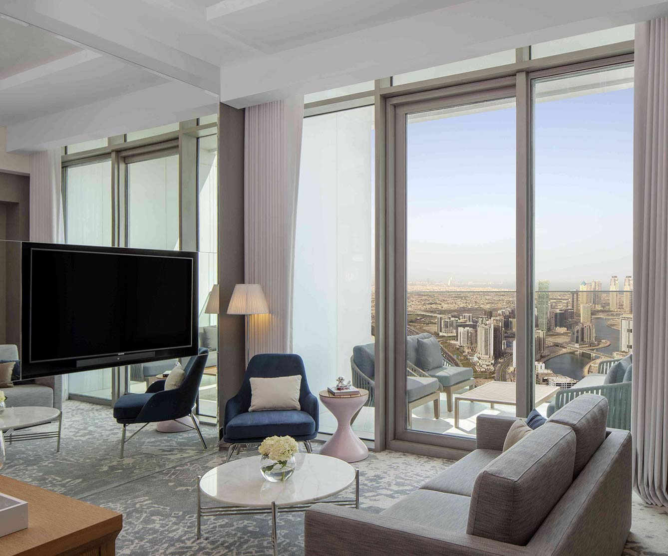 Luxury Dubai Hotel Rooms & Suites | SLS Dubai