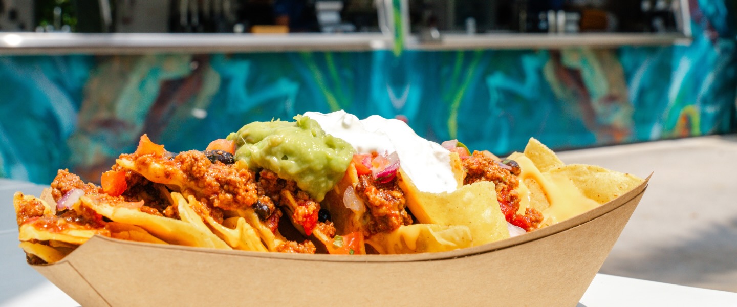 Barracuda Beach Bar & Grill | Poolside Dining | SLS Baha Mar