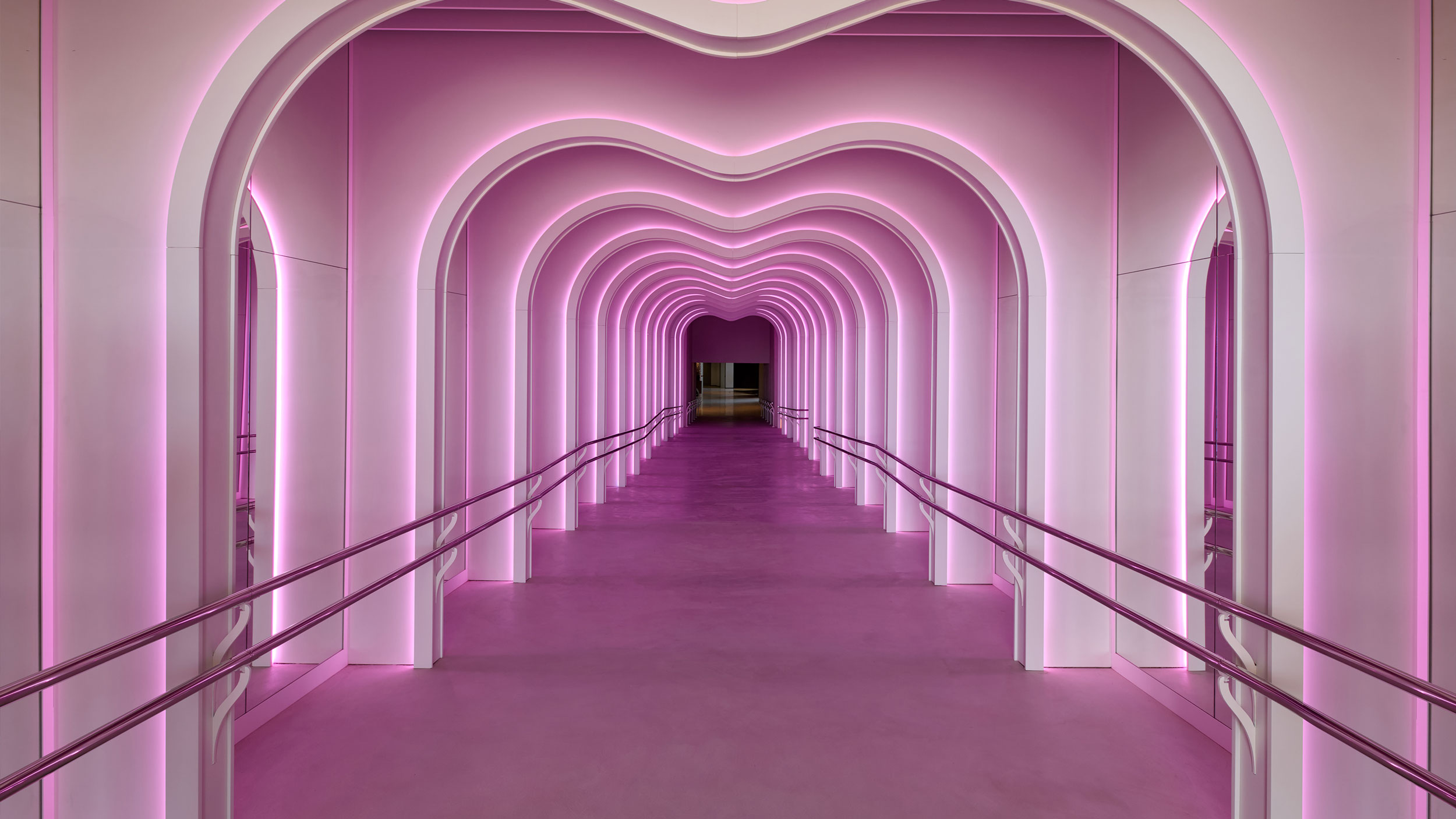 Barcelona Hotel | Waterfront Wonderland | SLS Barcelona