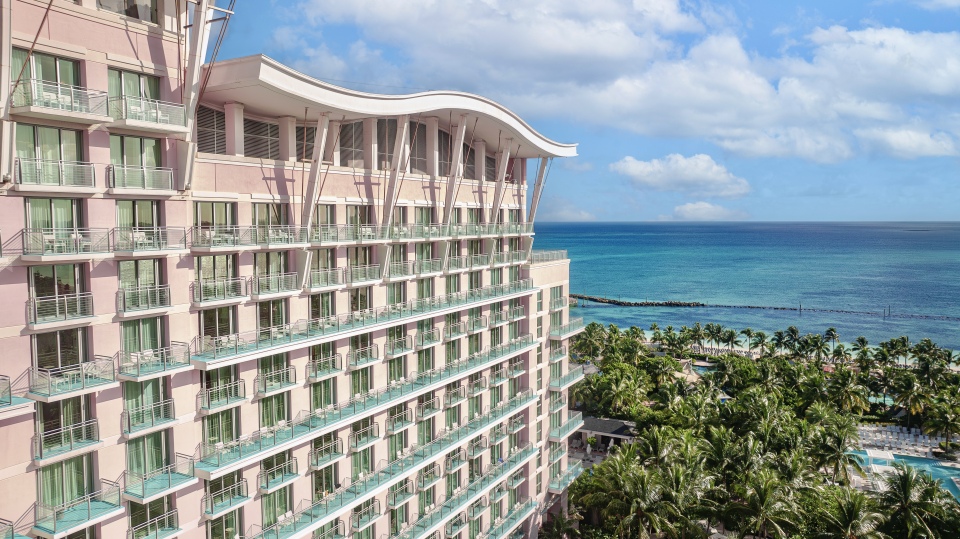 Luxury Beachfront Resort in the Bahamas | SLS Baha Mar Nassau